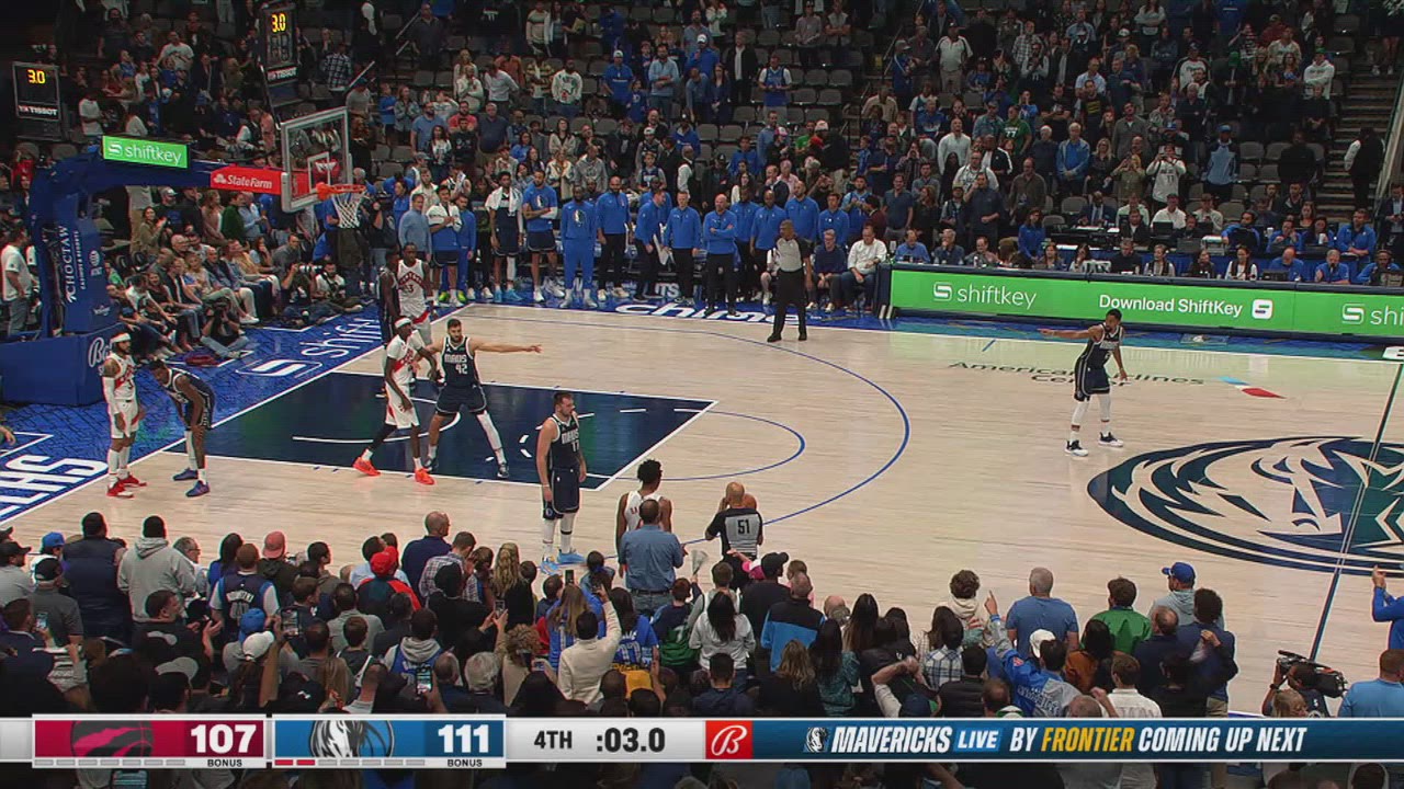 Last Second Field Goal: Raptors @ Mavericks | NBA Official