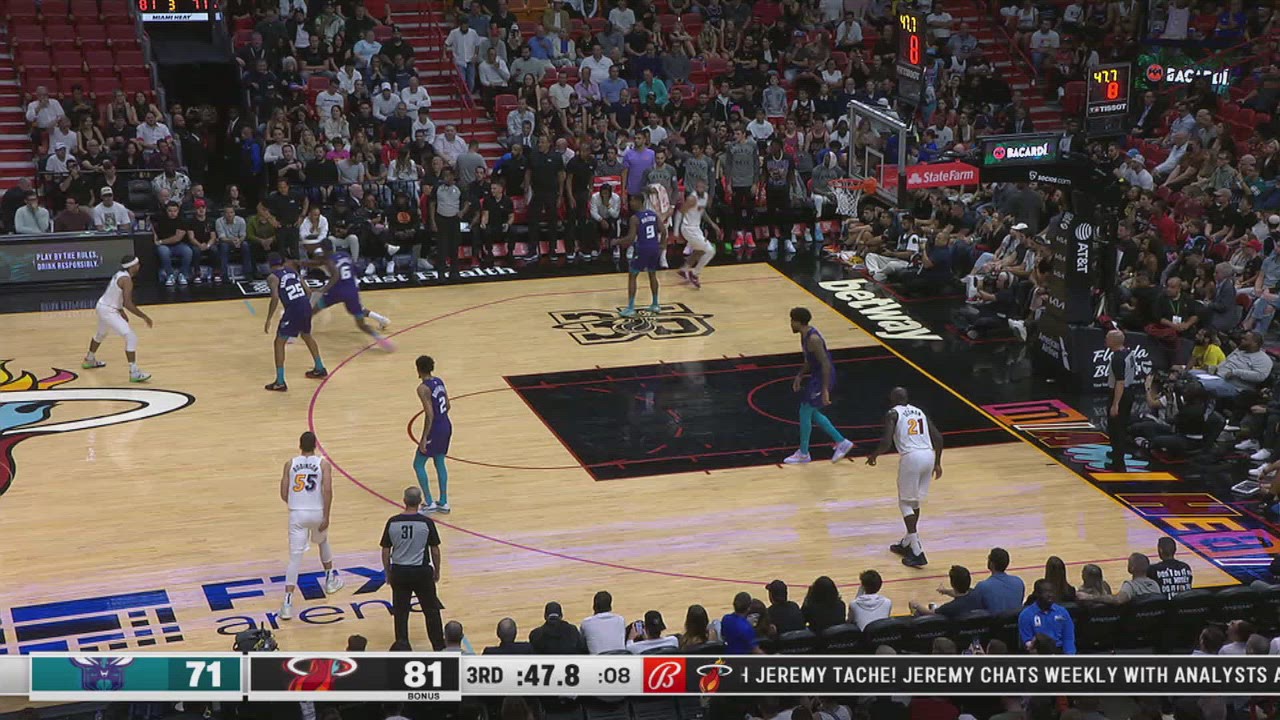 Two-Point/Three-Point Field Goal: Hornets @ Heat | NBA Official