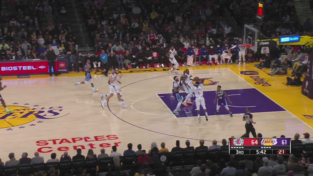 Two-Point/Three-Point Field Goal: Clippers @ Lakers | NBA Official