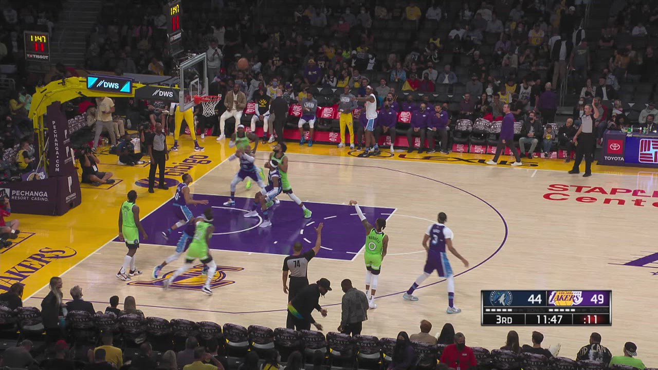Two-Point/Three-Point Field Goal: Timberwolves @ Lakers | NBA Official