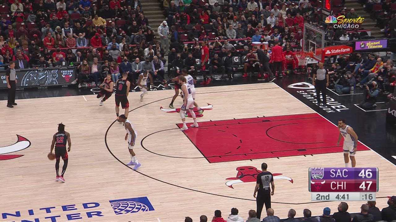Two-Point/Three-Point Field Goal: Kings @ Bulls | NBA Official