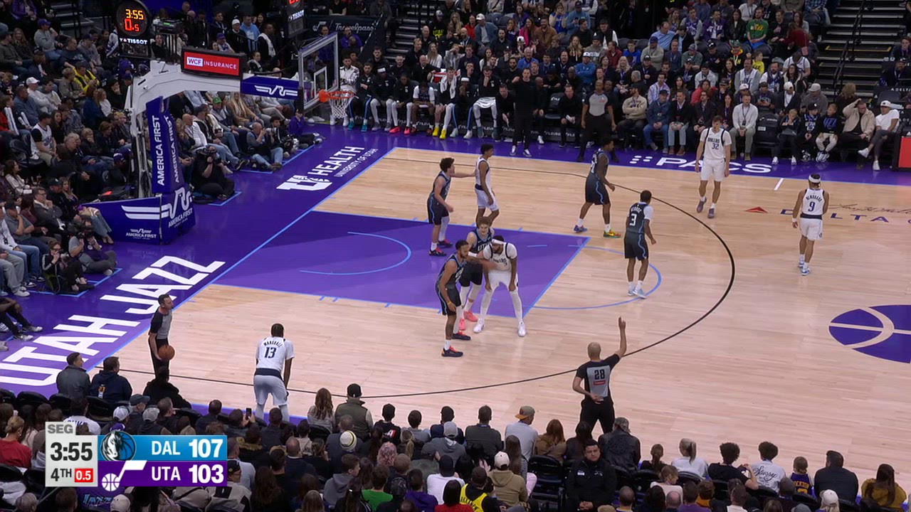 Shot Clock Violation: Mavericks @ Jazz | NBA Official