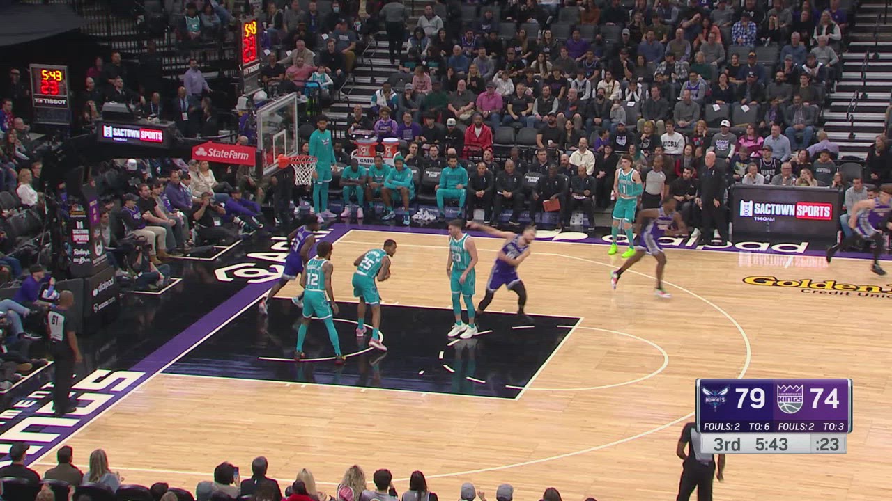 Clear-Path-To-The Basket-Foul: Hornets @ Kings | NBA Official