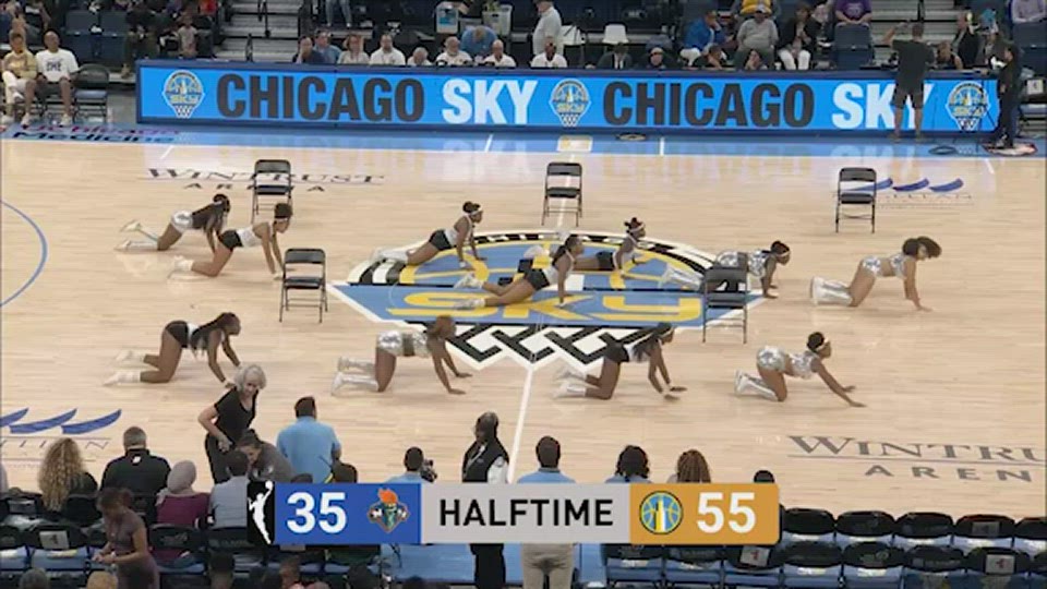 Katie Lou Samuelson Halftime Interview vs. New York Liberty - Chicago Sky