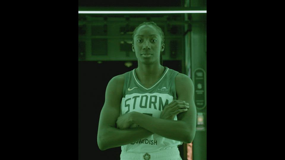 Ezi Magbegor is BACK - Seattle Storm